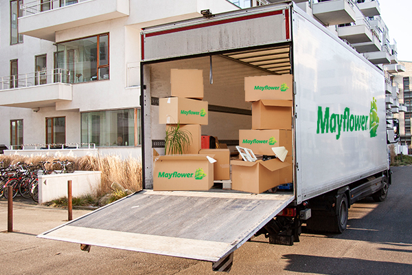 Loading and Unloading - Mayflower